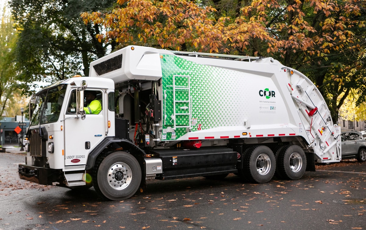 Peterbilt 520EV: Revolutionizing Waste Management